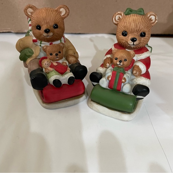 Homco | Holiday | Vtg Homco 52 Christmas Bears On Sleds Porcelain ...